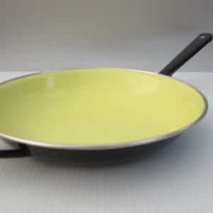 4-pc Enamelware Pan & Detachable Handle Set by Emo-frite • Vintage Mid ...