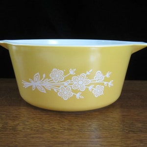 Pyrex 474-B Butterfly Gold 1.5 Qt Round Casserole • Vintage 1979 ...