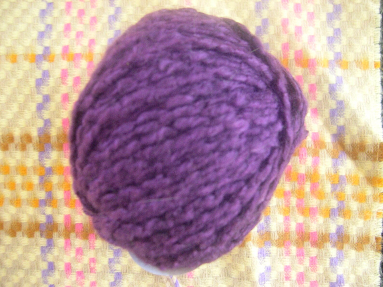 Wool Blend Purple Yarn Fonty Color #1140 Machine Washable. Contains 50% ...