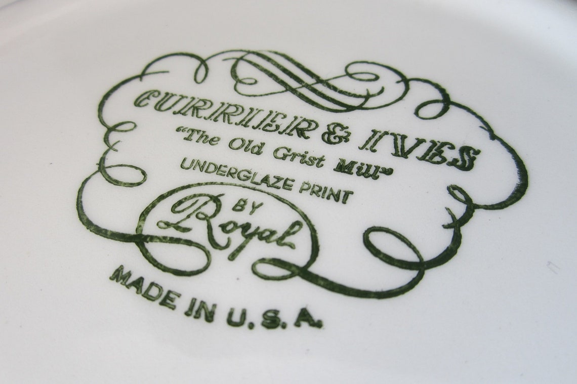 2-pc Currier & Ives Dinner Plate by Royal China Vintage Set - Etsy