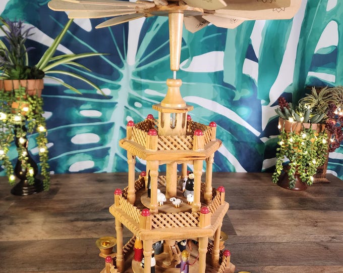 Wood Candle Carousel, Weihnachts Pyramide German Style Christmas Decor ...