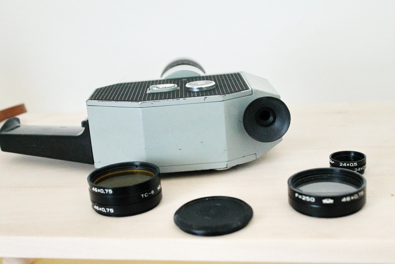 Old Vintage Soviet Movie Camera Quartz 2 8C-3 Vintage - Etsy