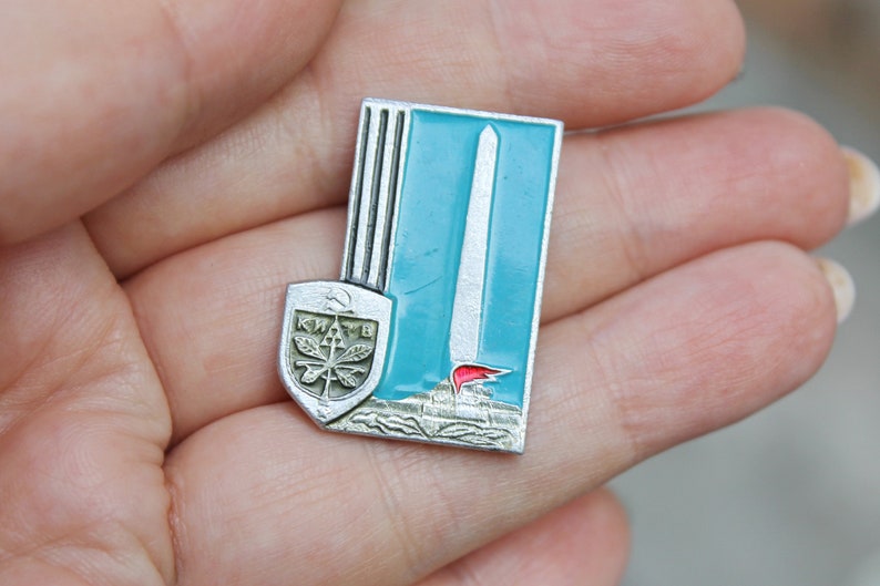 Vintage Soviet USSR Pin Badge Kyiv-city - USSR Pin - Vintage Soviet ...