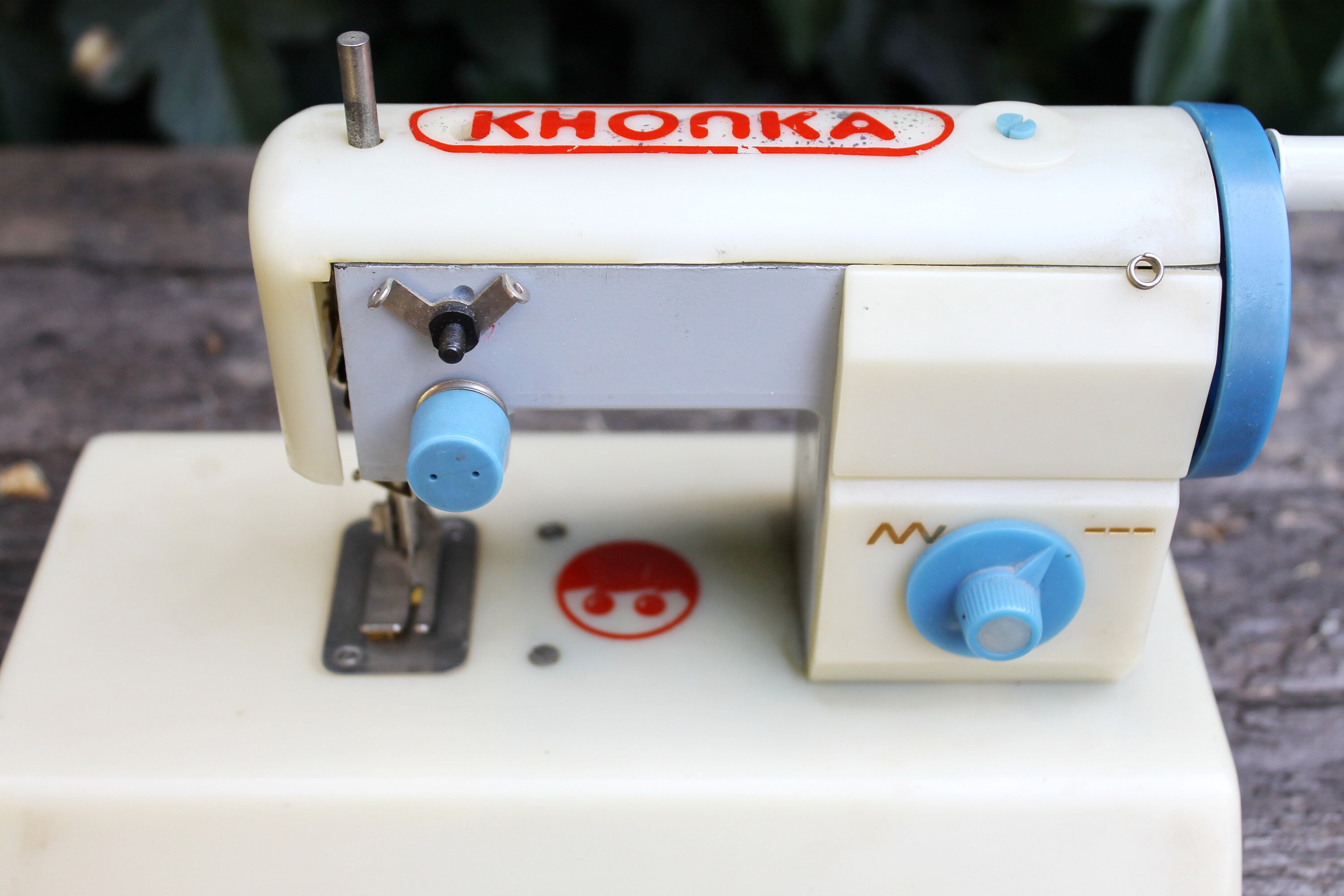 Vintage Kid's Sewing Machine Toy "knopka", Soviet Kid's Sewing Machine ...