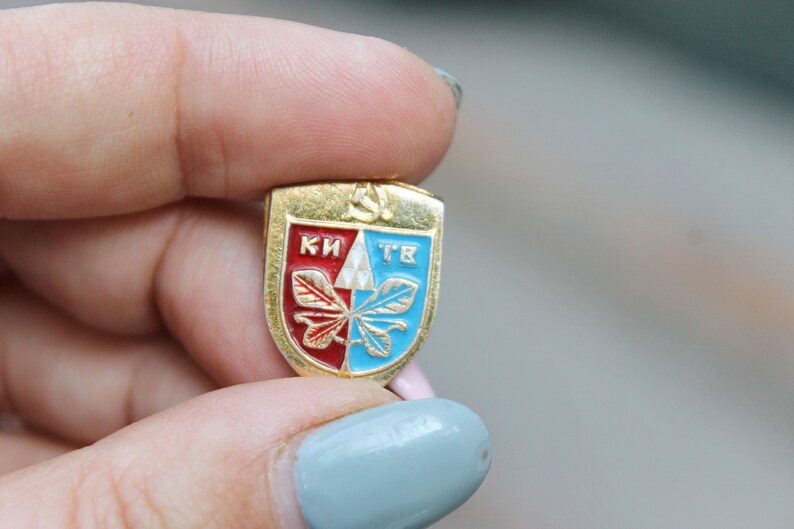 Vintage Soviet USSR Pin Badge Kyiv-city - USSR Pin - Vintage Soviet ...