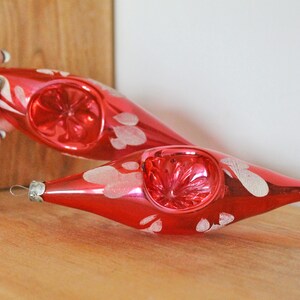 Christmas Tree Pink Toys Icicle Set of Two 6.3 Inch Icicle Decoration ...