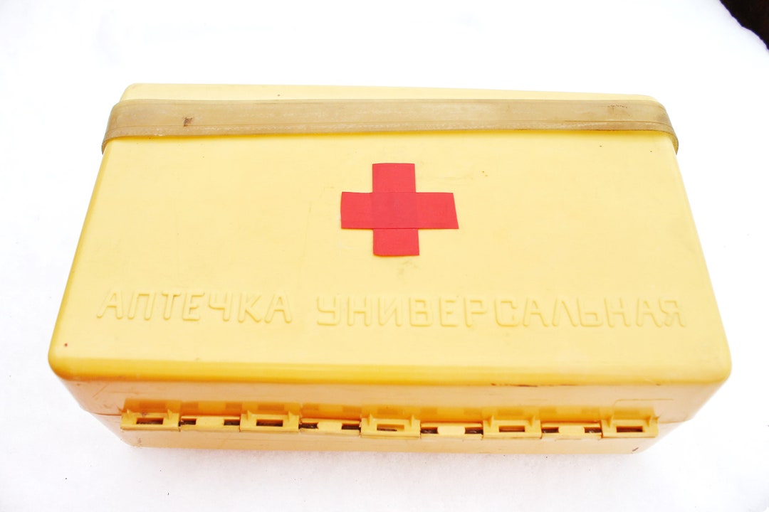Vintage USSR Medicine First Aid Kit 9.4 Inches Medical Box Medical ...