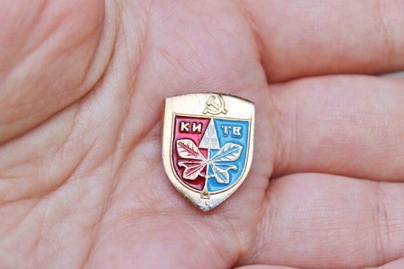Vintage Soviet USSR Pin Badge Kyiv-city - USSR Pin - Vintage Soviet ...