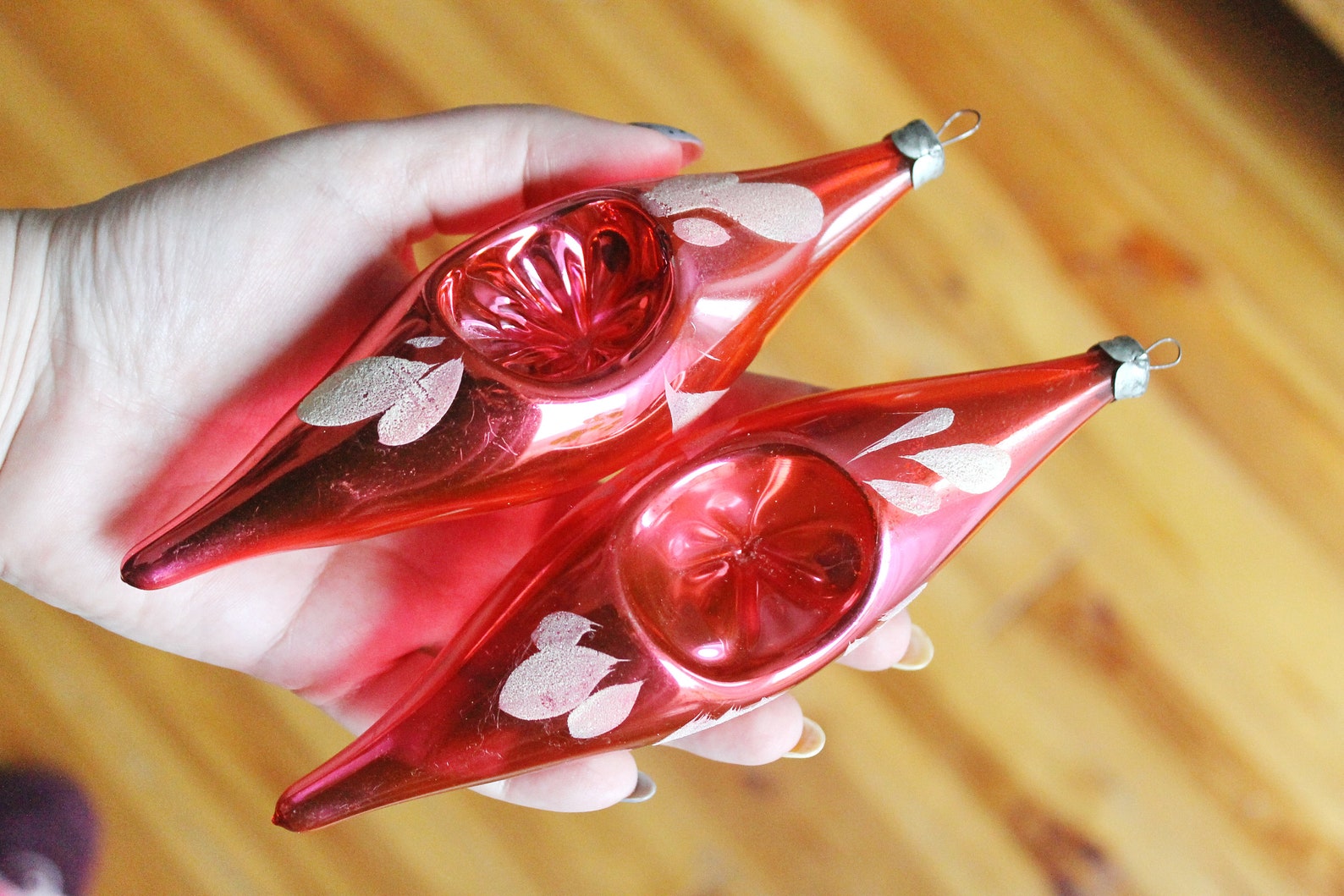 Christmas Tree Pink Toys Icicle Set of Two 6.3 Inch Icicle Decoration ...