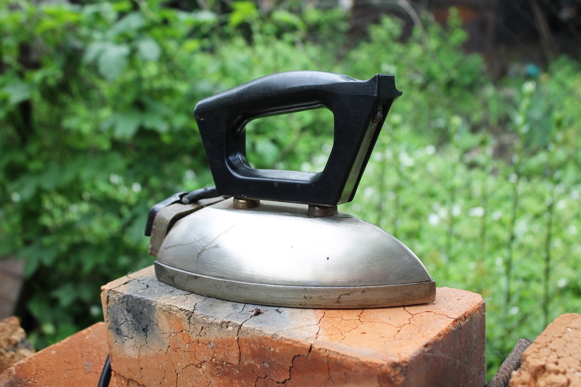 Vintage Iron 1993 Vintage Electric Iron Old Iron - Etsy