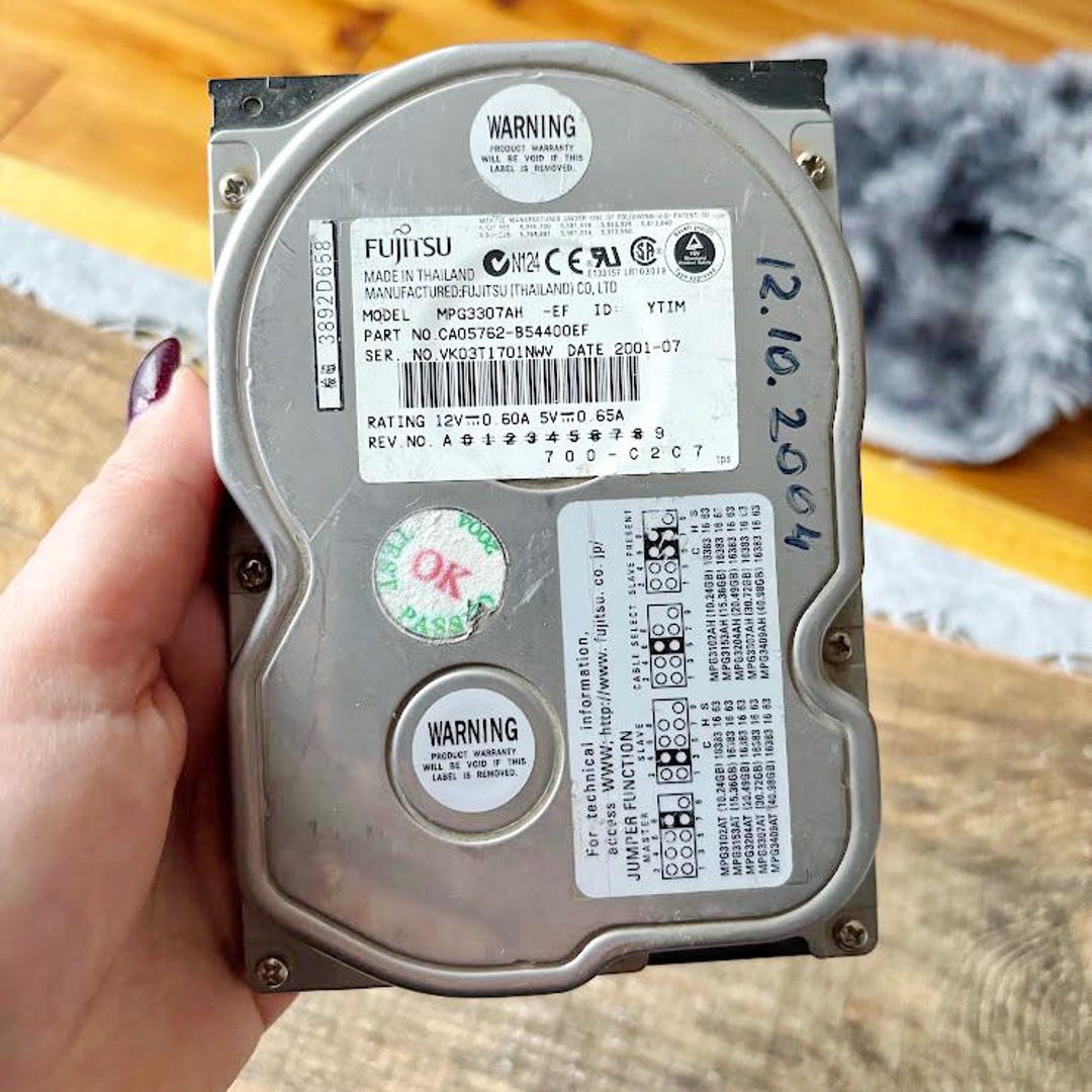 Vintage Fujitsu IDE Hard Drive MPG3307AH 2001 Desktop Computer HDD ...