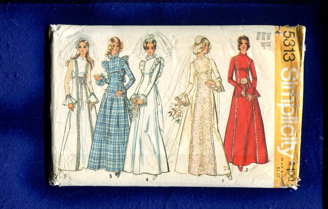1970's Simplicity 5313 Princess Seam Wedding Dress With Shoulder ...