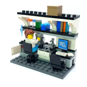 Models Built of LEGO® Bricks Scientific RESEARCH LAB Bench Workstation ...