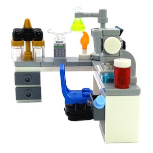 Models Built of LEGO® Bricks Chemistry Lab Geology, Paleontology ...