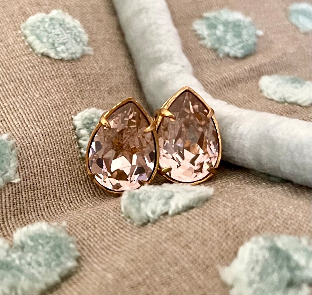Blush Pink, Teardrop 14mm, Gold-plated Bezel With Push Back Closure - Etsy