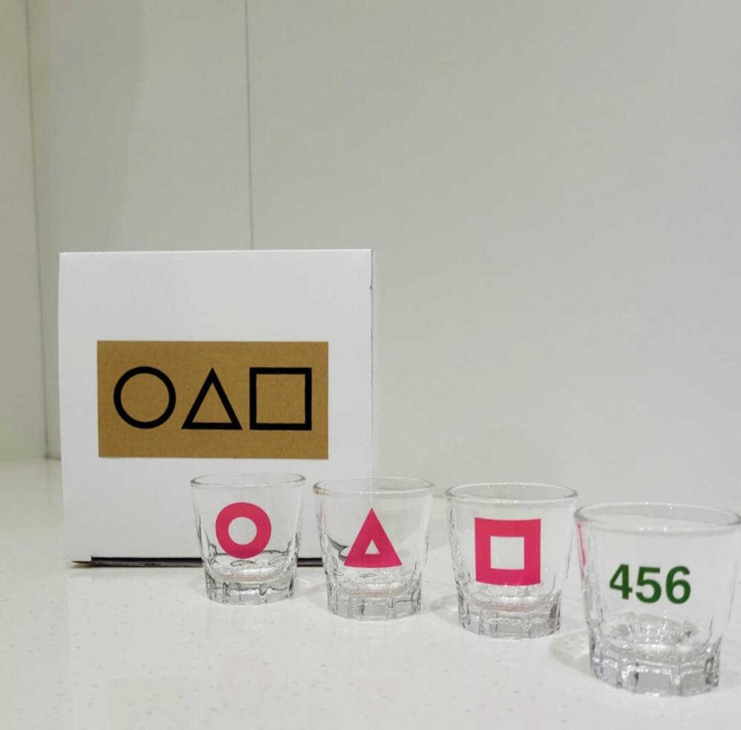 Squid Game Korean Soju Shot Glass Cup Set 4 Glasses 오징어게임 소주잔 세트 - Etsy UK