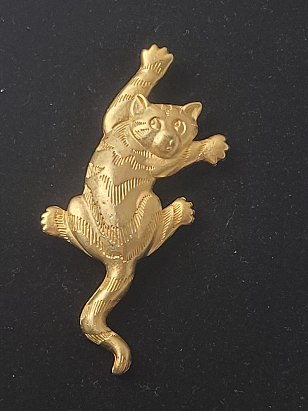 Vintage JJ 1988 Gold Tone Cat Brooch | Vintage Brooch | Vintage Cat Pin ...