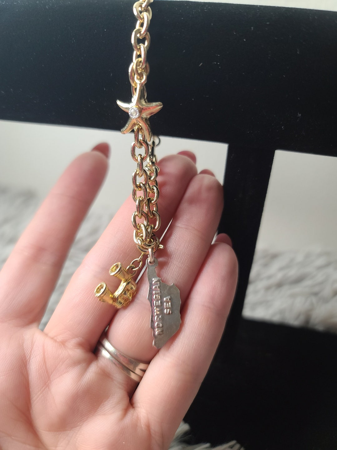 Vintage Cozumel Gold Tone Charm Bracelet | Vintage Jewelry ...