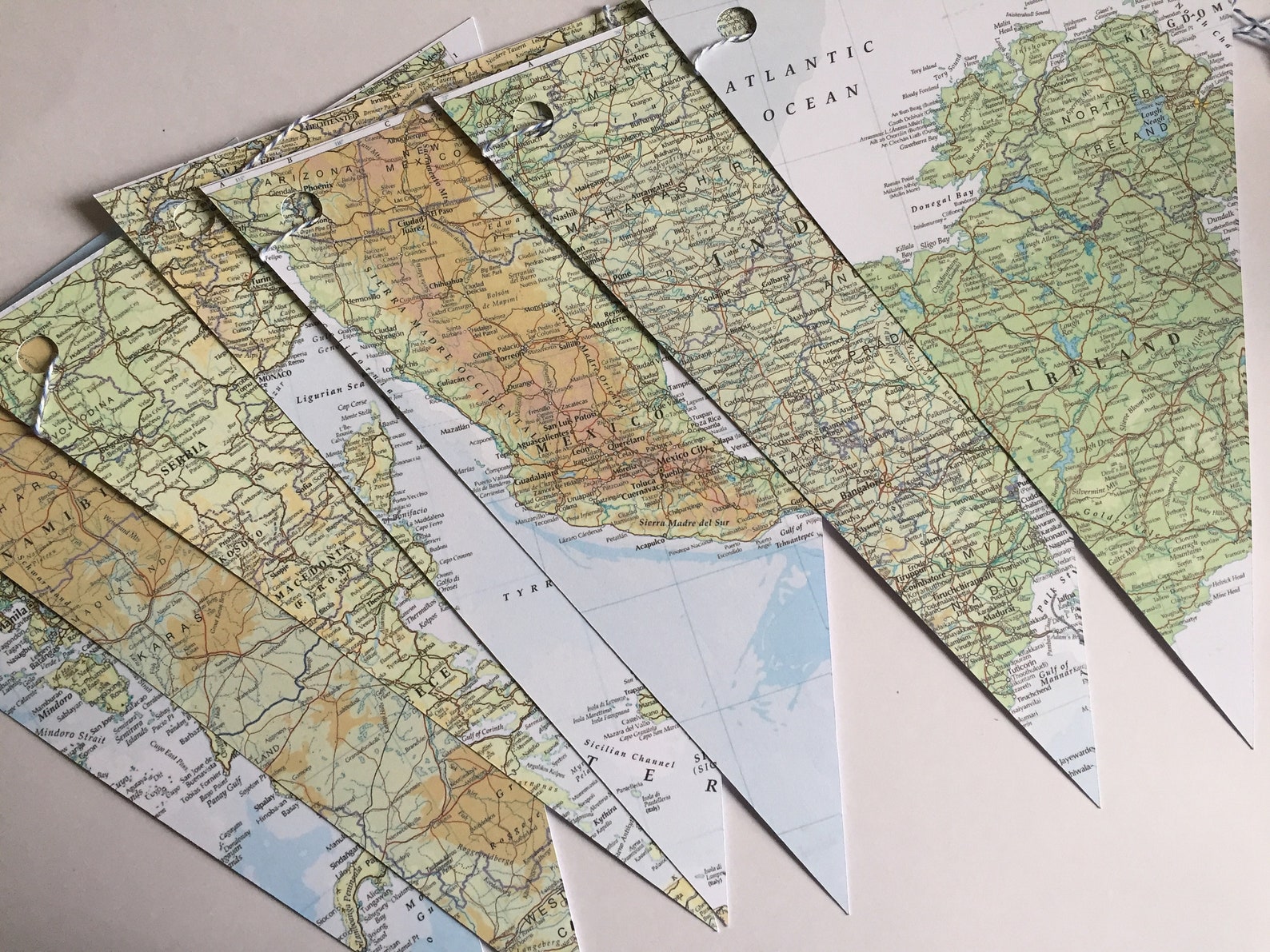 Map Bunting approx 7 ft long with 7 individual flags made in | Etsy