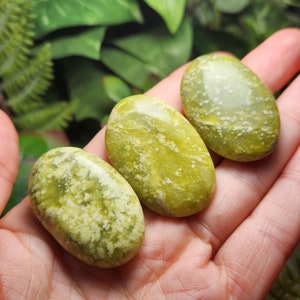 Tremolite Palm Stone - Tremolite Crystal - Tremolite Stone - Tremolite ...