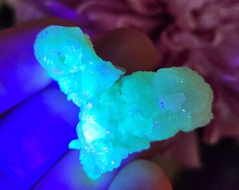 Zincite Crystal / Blue Zincite / Raw Zincite / UV Reactive / Zincite ...
