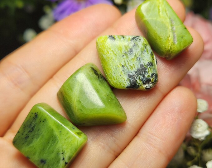 Canadian Jade - Green Jade - Green Jade Crystal - Green Jade Stone ...