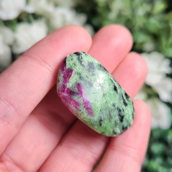 Ruby Zoisite Stone - Etsy