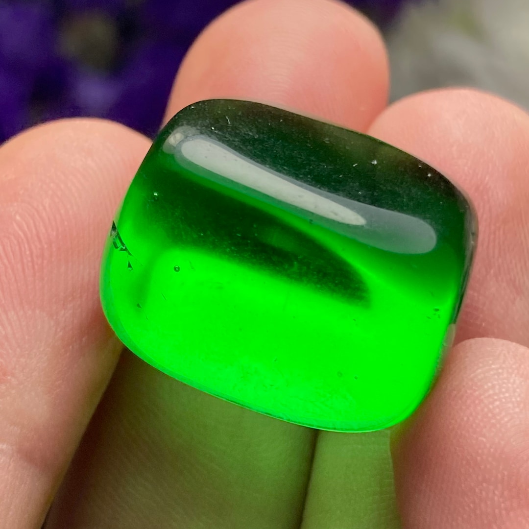 Green Obsidian Crystal - Green Obsidian - Tumbled Green Obsidian ...