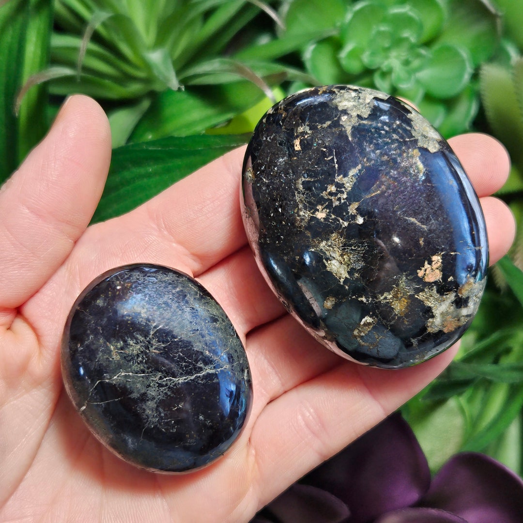 Covellite Crystal Covellite Quartz Palm Stone Covellite Natural ...