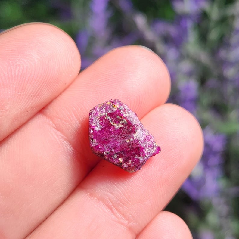 Pigeon Blood Red Ruby - UV Reactive - Red Ruby Stone - Ruby Specimen ...