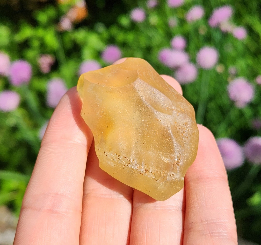 Libyan Desert Glass / Libyan Gold Tektite / Libyan Glass / Tektite Raw ...