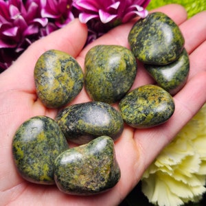 Green Jade Crystal - Jade - Nephrite Jade - Jade Tumble Stone - Tumbled ...