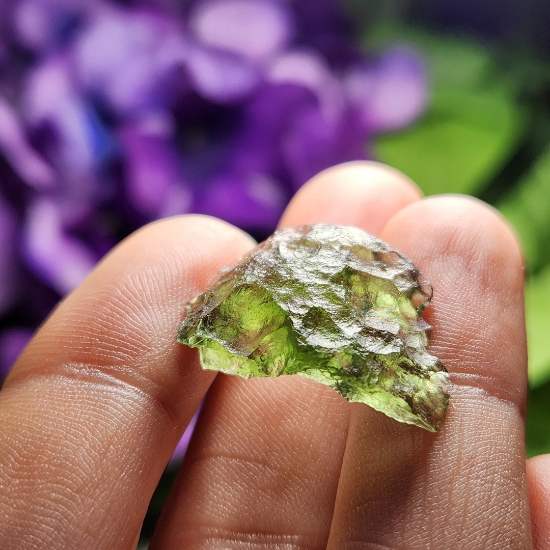 Moldavite / 2.1 Gram Moldavite / Genuine Moldavite / Raw Moldavite ...