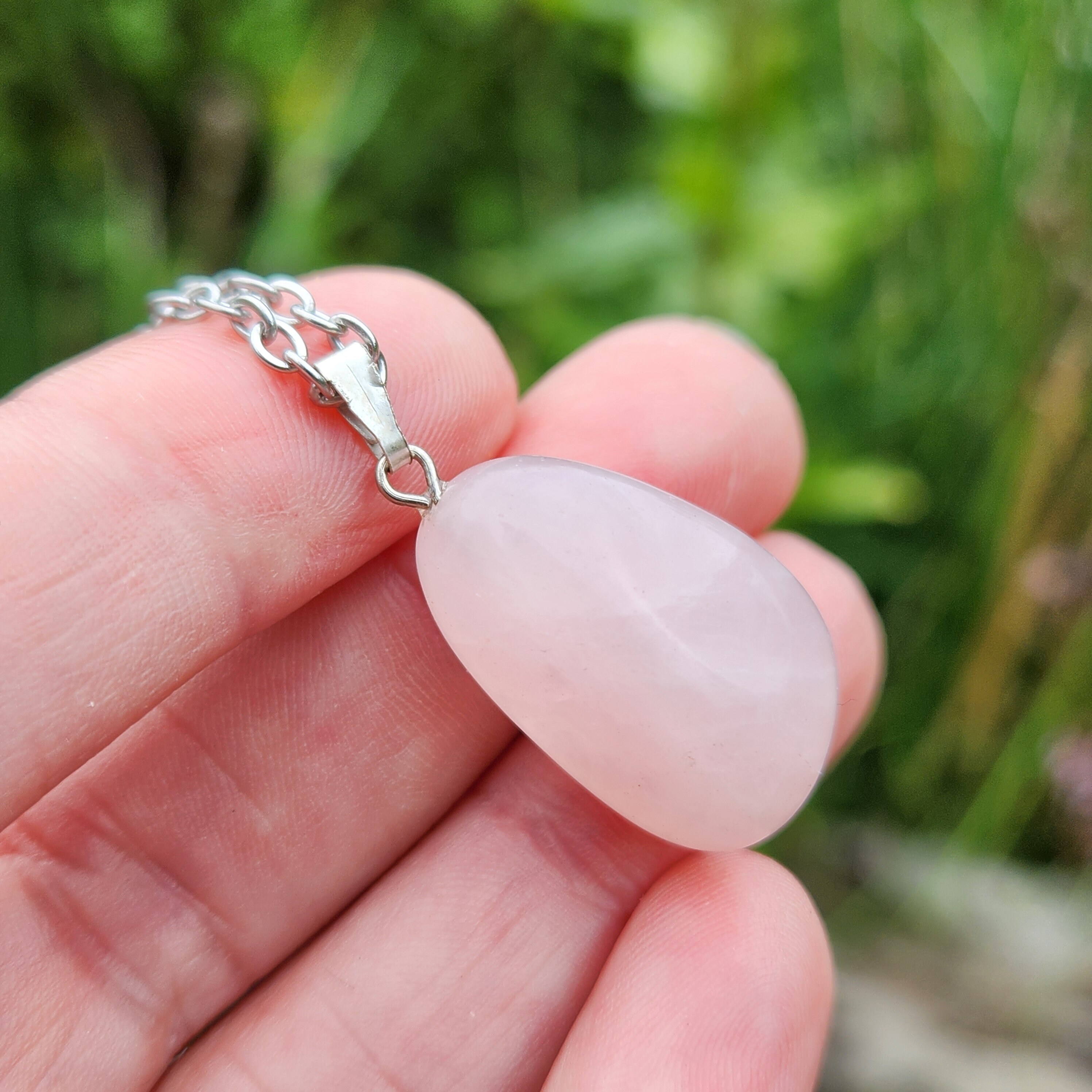 Rose quartz pendant price store