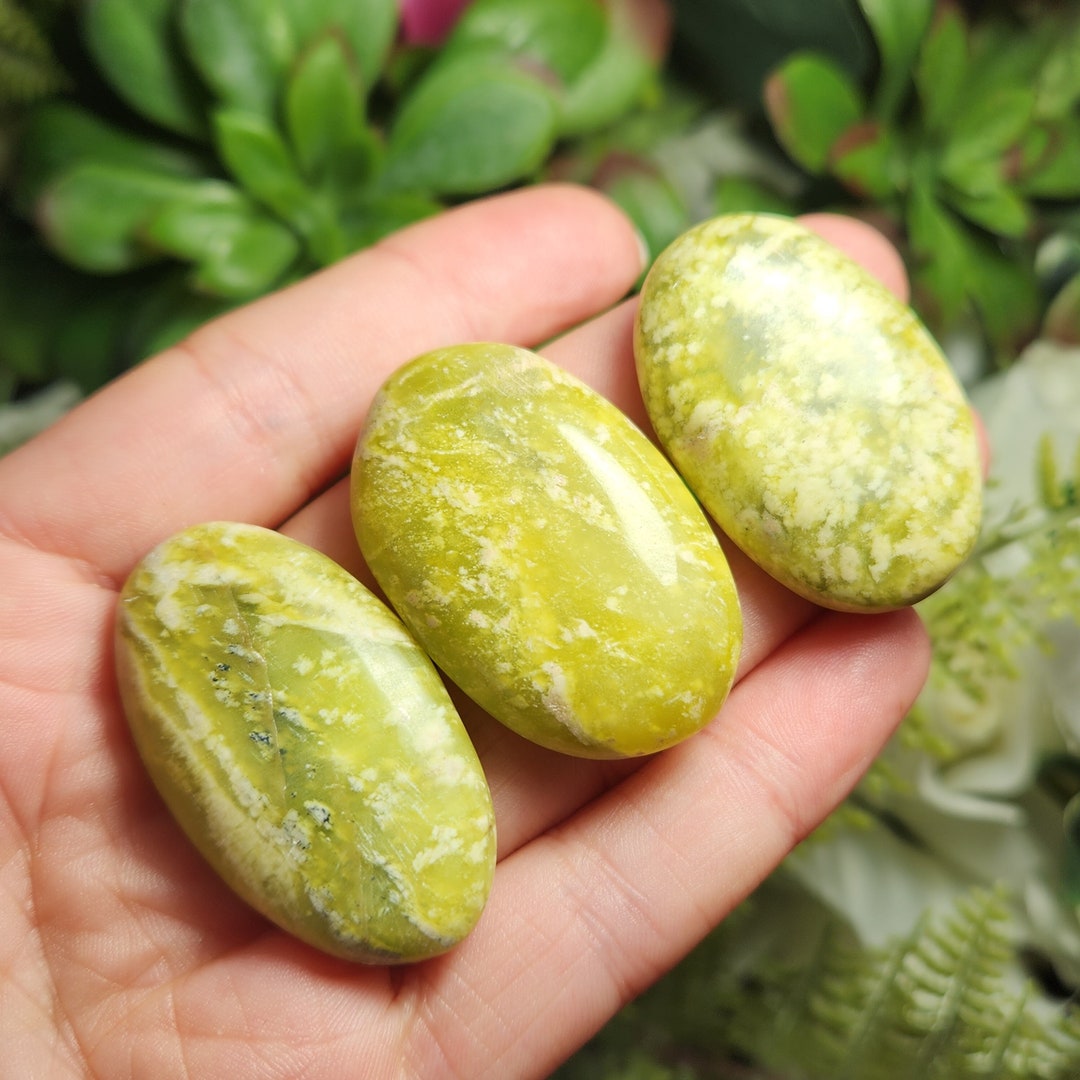 Tremolite Palm Stone - Tremolite Crystal - Tremolite Stone - Tremolite ...