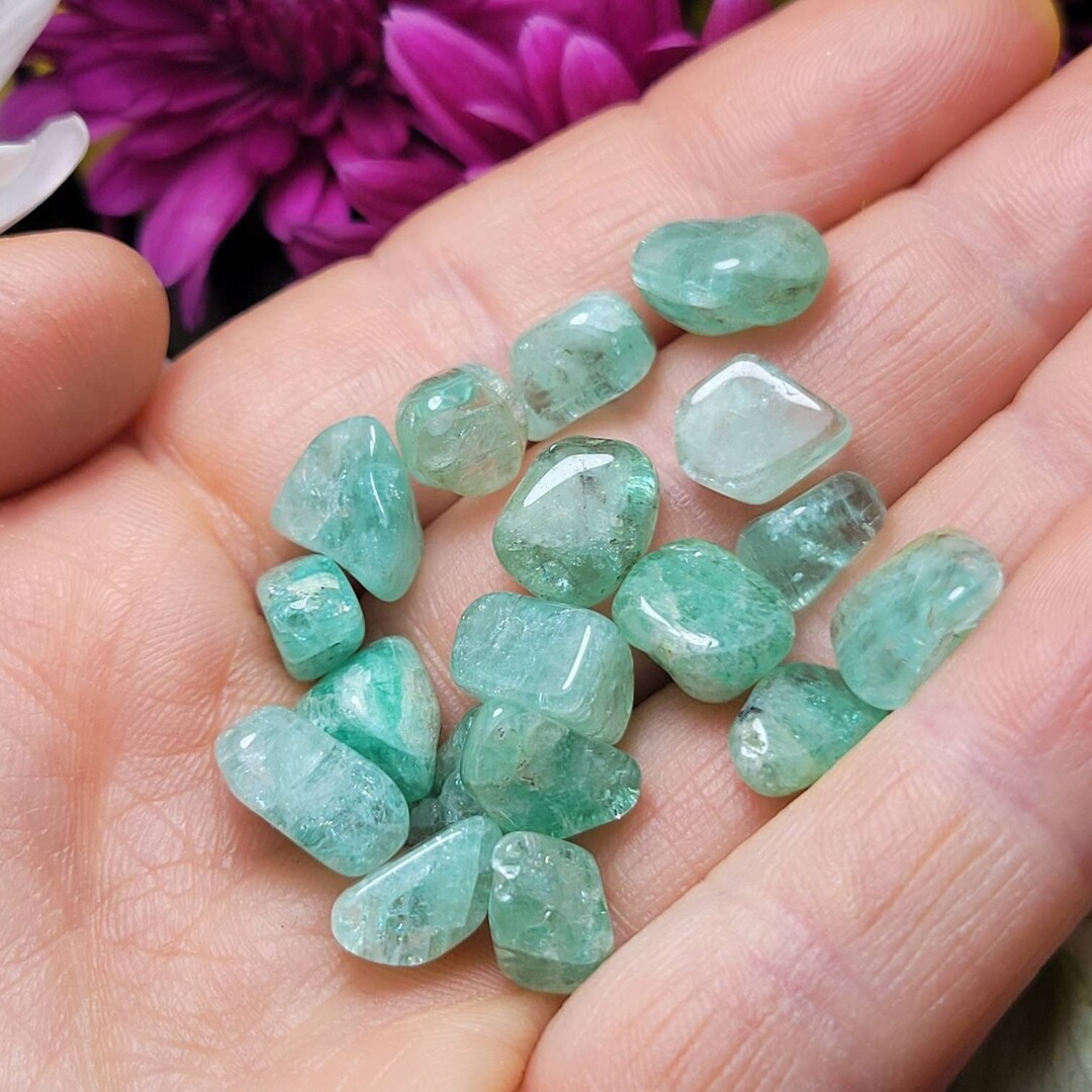 Emerald Crystal / Polished Emerald / Natural Emerald / Green Emerald ...