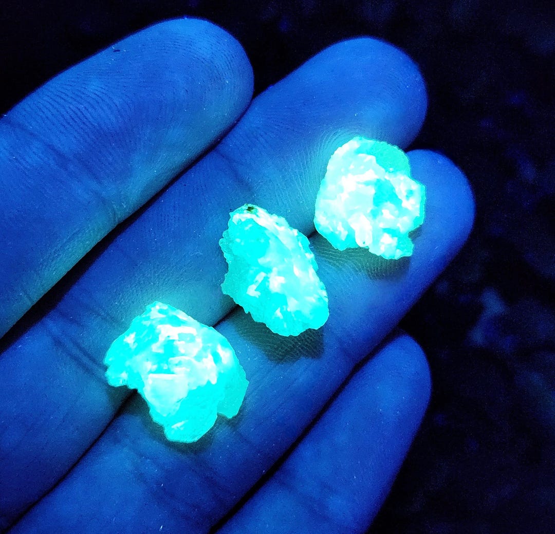 Zincite Crystal - UV Reactive - Zincite Gemstone - Raw Zincite ...