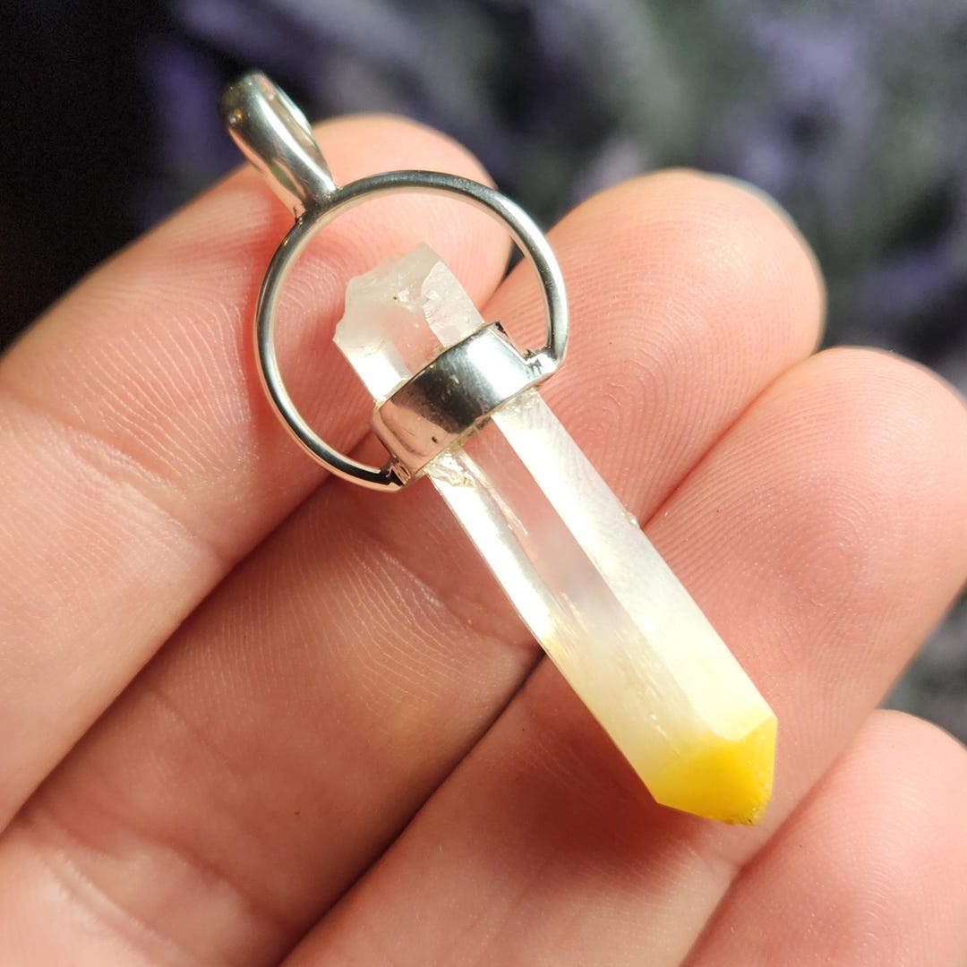 Mango Quartz Pendant - Halloysite in Quartz - Colombian Quartz - Mango ...