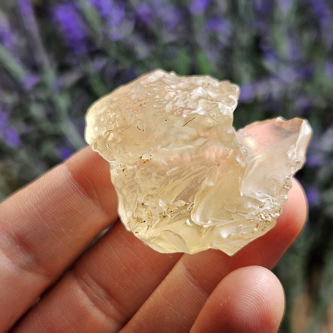 Libyan Desert Glass - Libyan Gold Tektite - Libyan Glass - Tektite Raw ...