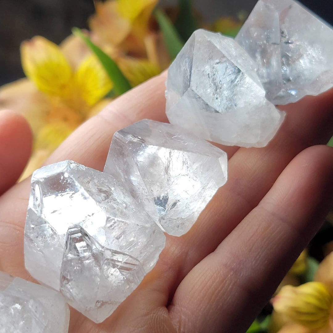 Apophyllite Diamond Crystal, Raw Clear Apophyllite Points From India ...