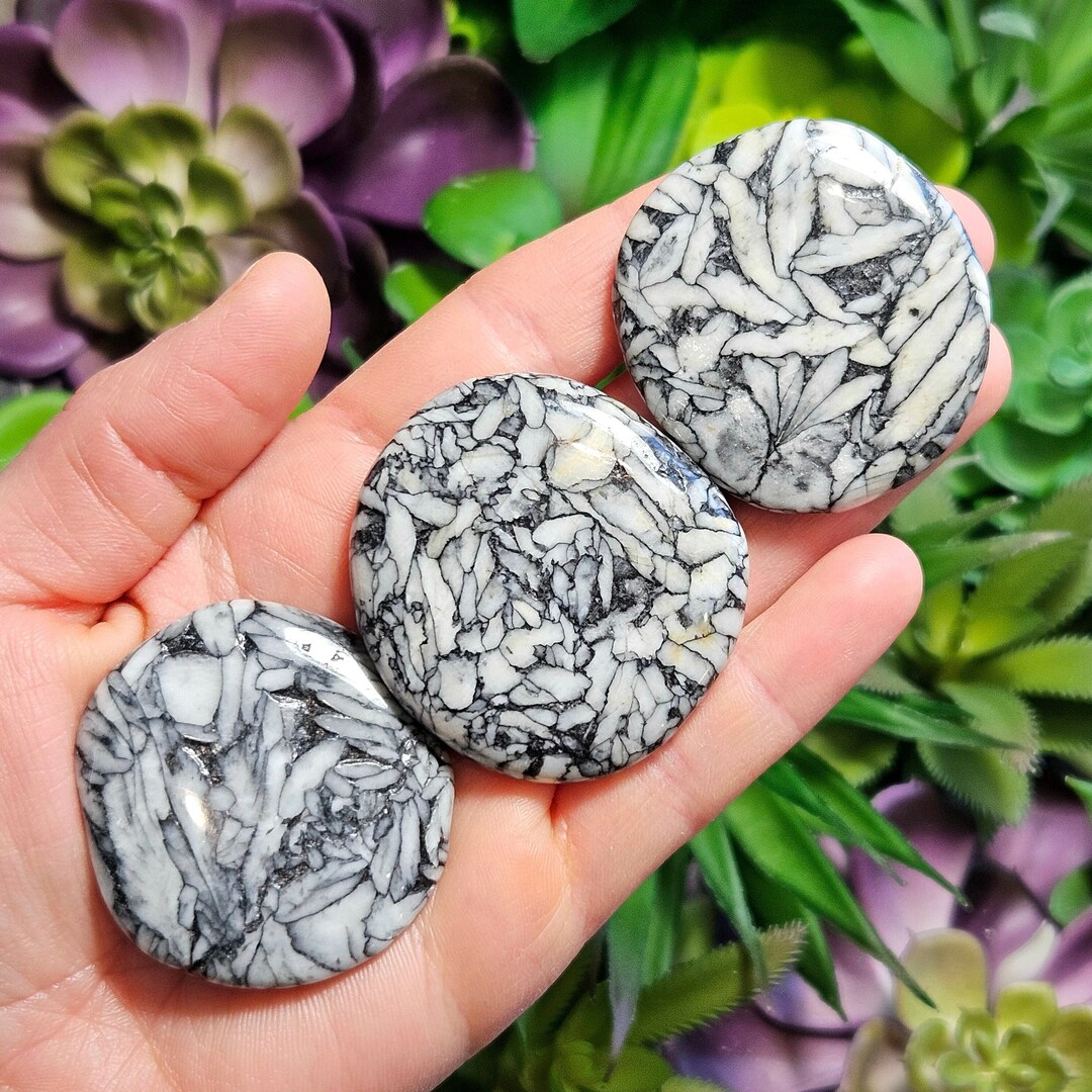 Pinolith Crystal / Tumbled Pinolite / Howlite / Dolomite / Graphite ...