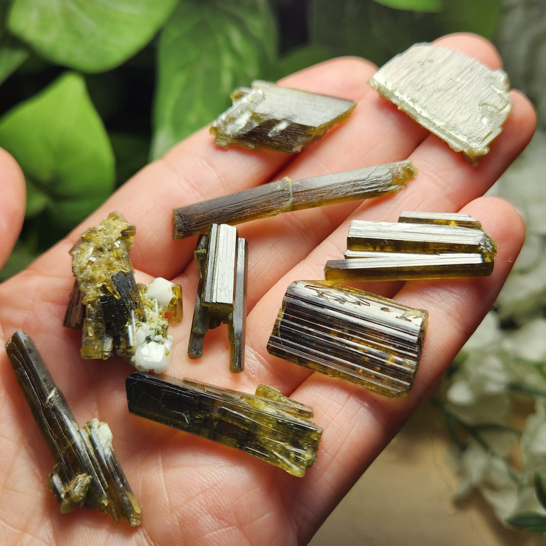 Epidote Crystal - Raw Epidote - Epidote Cluster - Epidote Specimen - Epidote Stone - Rough ...