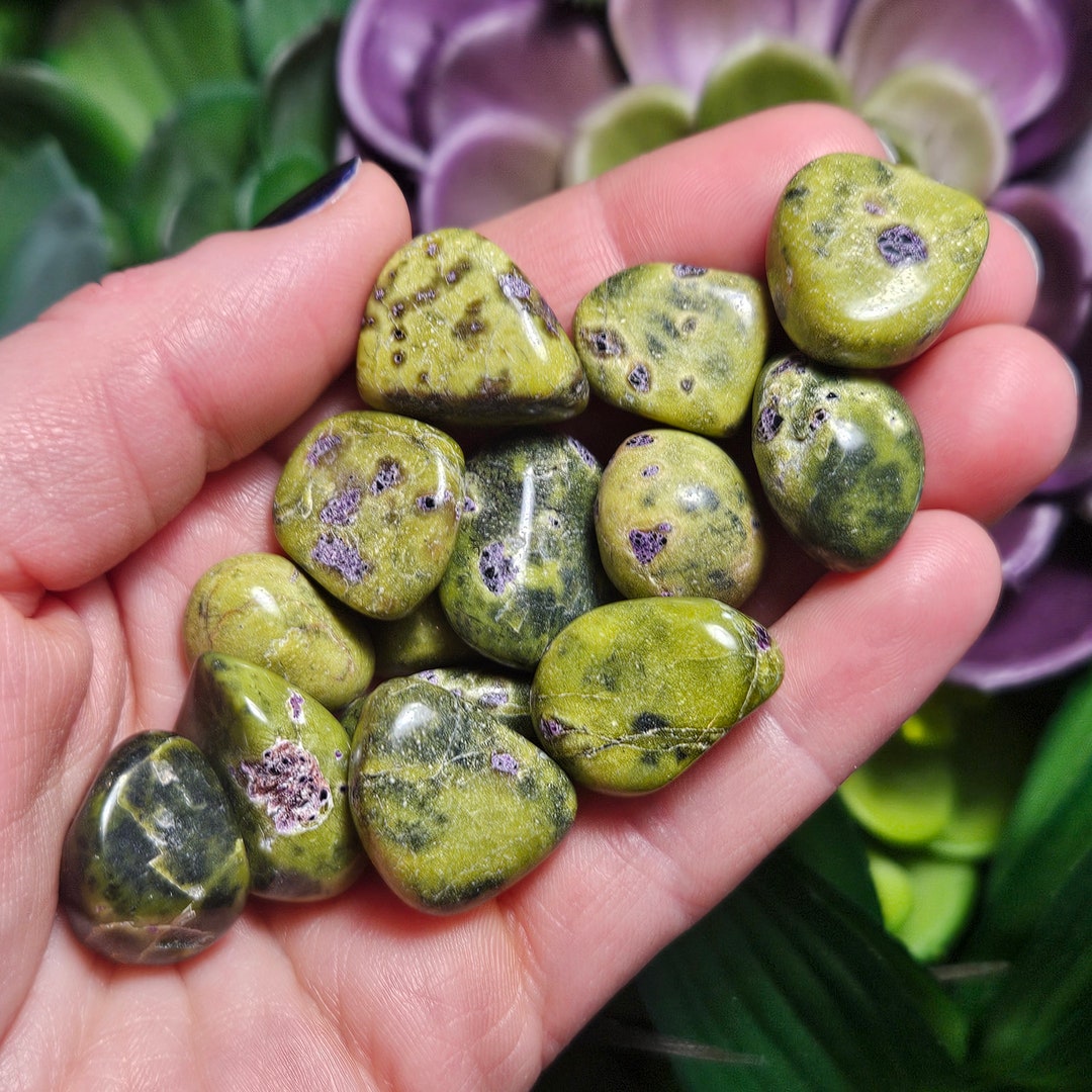 Atlantisite Crystal - Stichtite in Serpentine - Atlantisite Stichtite ...