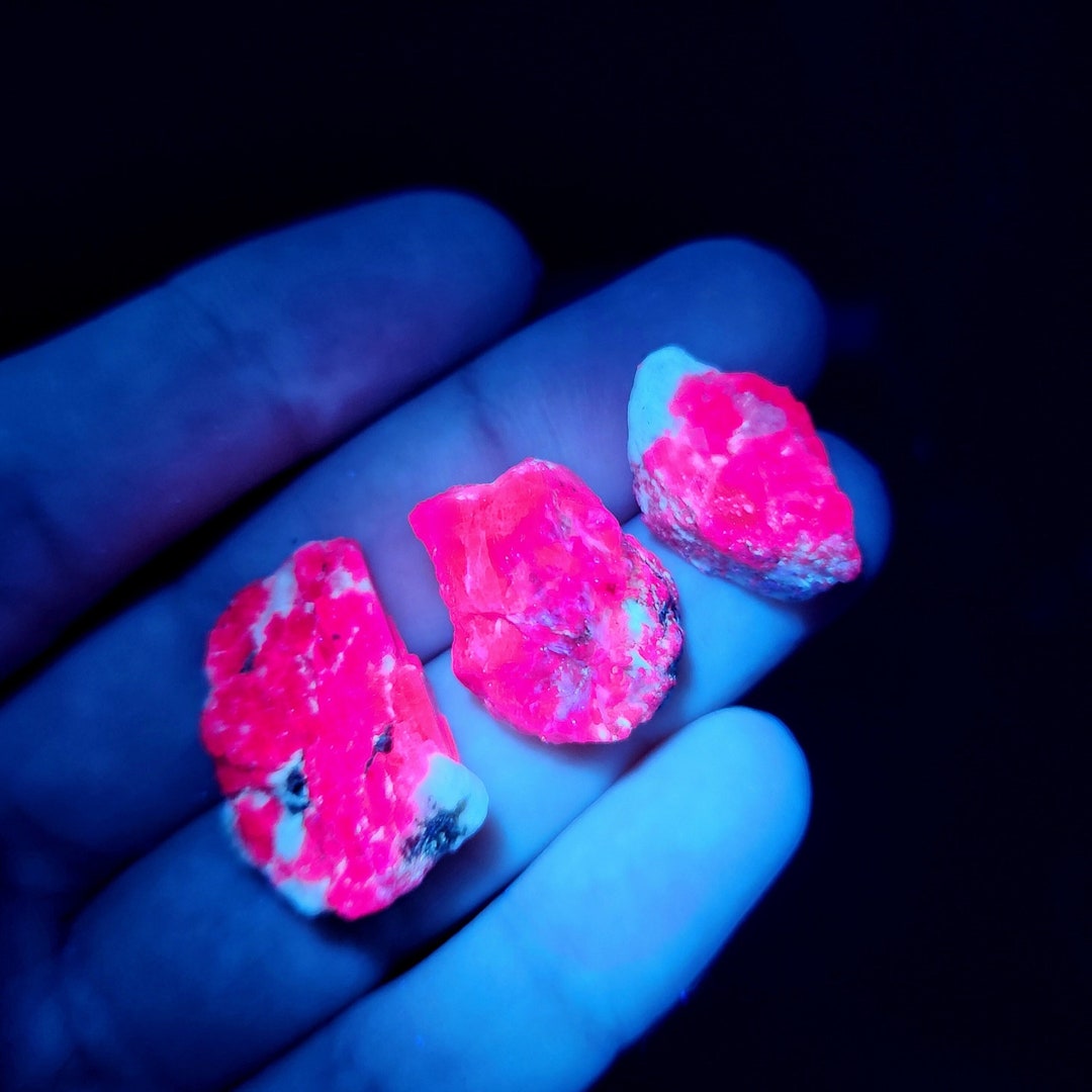 Ruby Crystal UV Reactive Rough Ruby Stone Natural Ruby Rough Stone Red Ruby Stone Ruby Natural ...