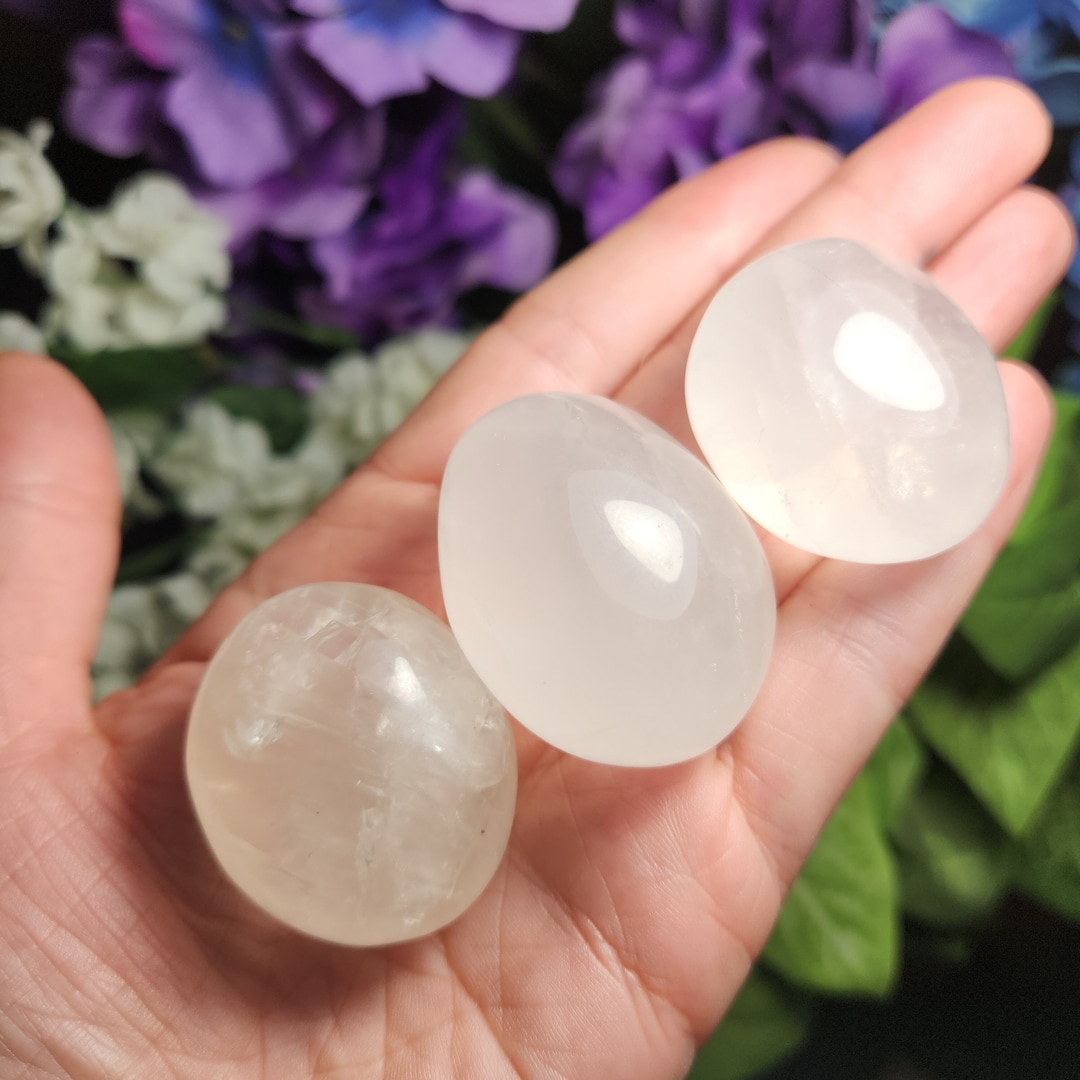Girasol Quartz - Quartz Crystal - Quartz Palm Stone - Quartz Gemstone ...