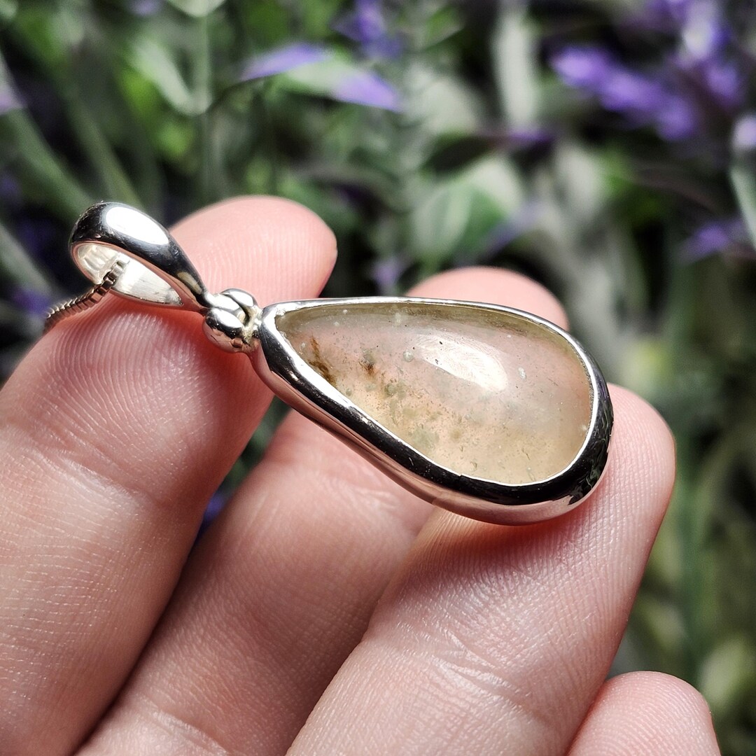 Libyan Desert Glass Pendant Libyan Desert Glass Libyan Gold Tektite ...