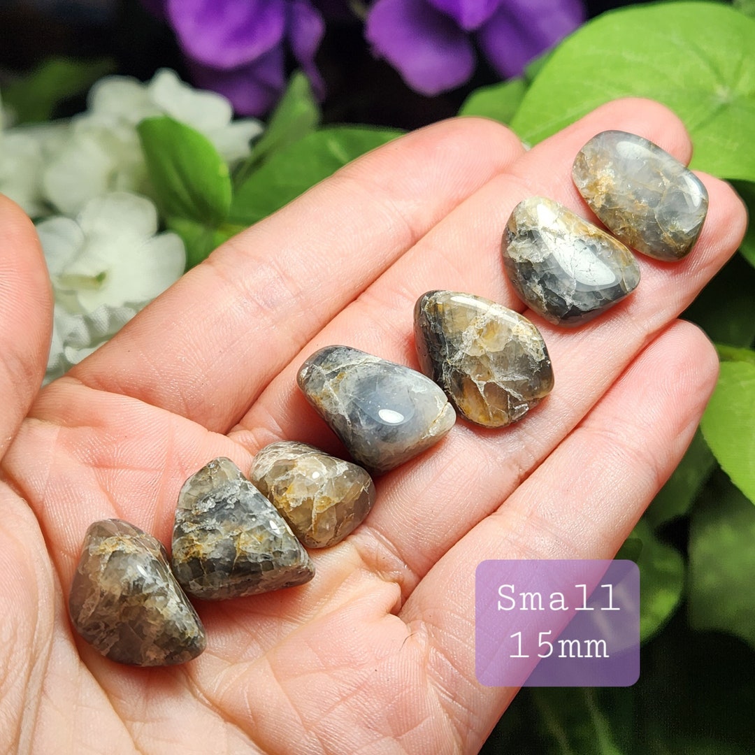 Blue Riebeckite in Quartz - Crocidolite - Blue Quartz - Blue Quartz ...