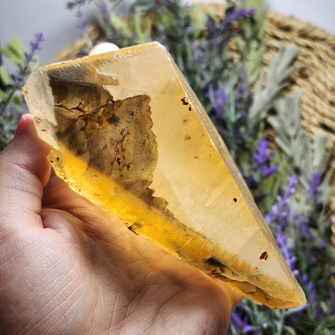 HUGE Stellar Beam Calcite - 1lb Golden Dogtooth Calcite - Golden ...