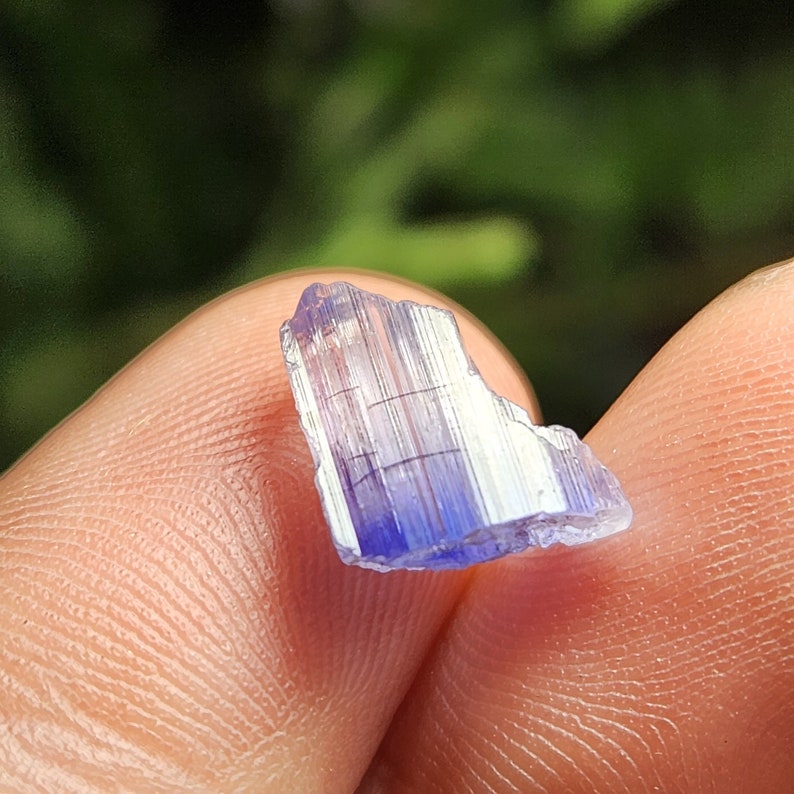 Bi-color Tanzanite Crystal: Indigo & Lilac Raw Gemstone - Etsy UK
