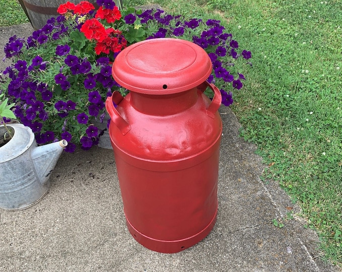 Vintage Red Milk Can W Lid, Large 10 Gallon, Heavy Metal, Rustic ...